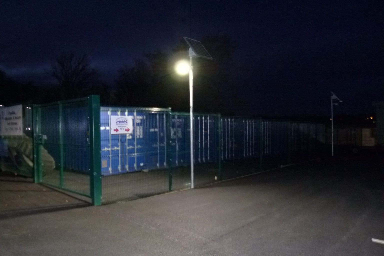 Solar parking lot light | PIR | Timed car park lighting